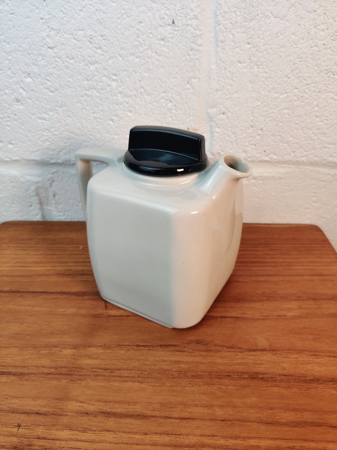 Goblin Art Deco Teapot, Originally From a Teasmaid. - Etsy