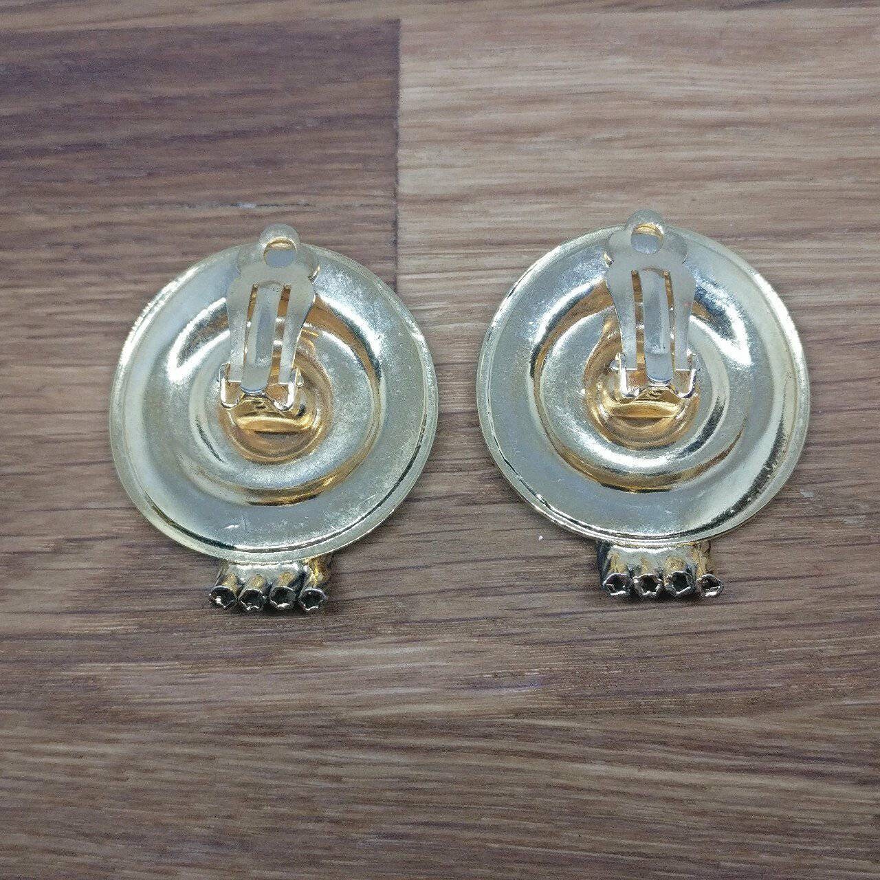 1980s Gold Round Disc Clip on Earrings - Etsy