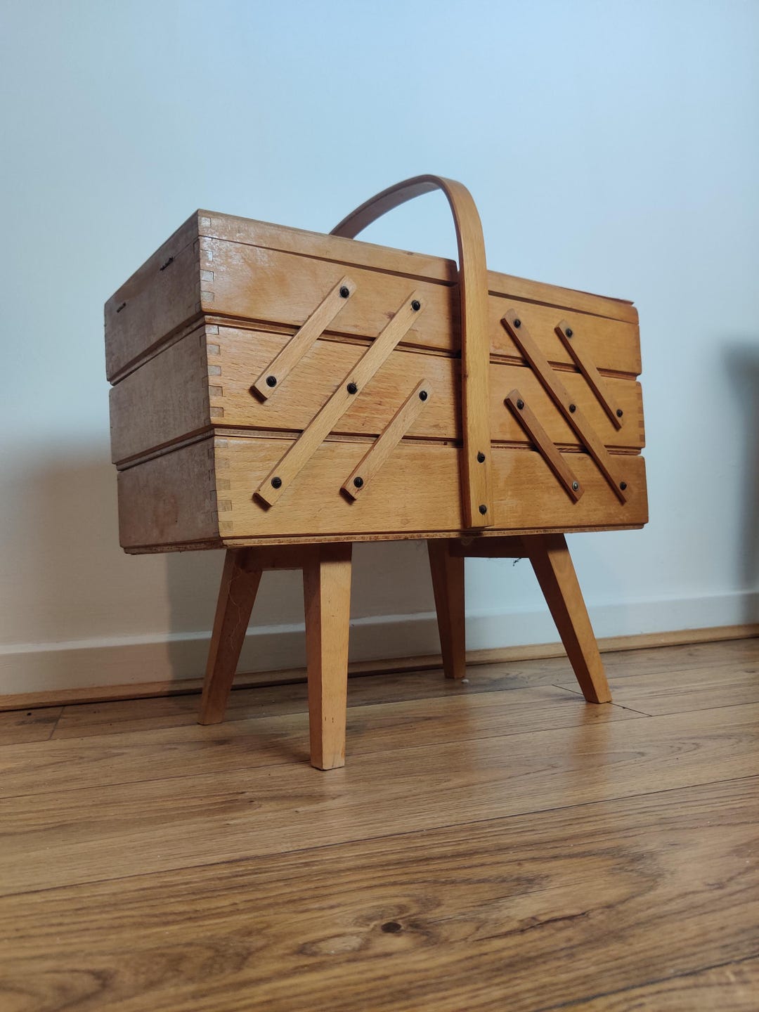 Vintage Mid Century Modern Sewing Box, Work Box, Cantilever Craft Box ...