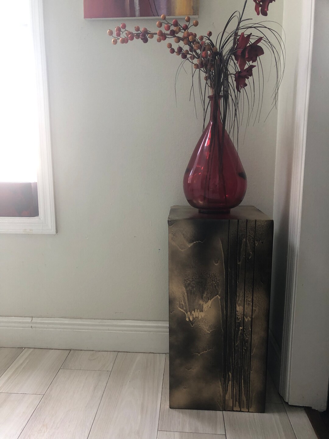 Engraved Lines Flow Art Design Gold / Black Wood Pedestal - Decorative ...