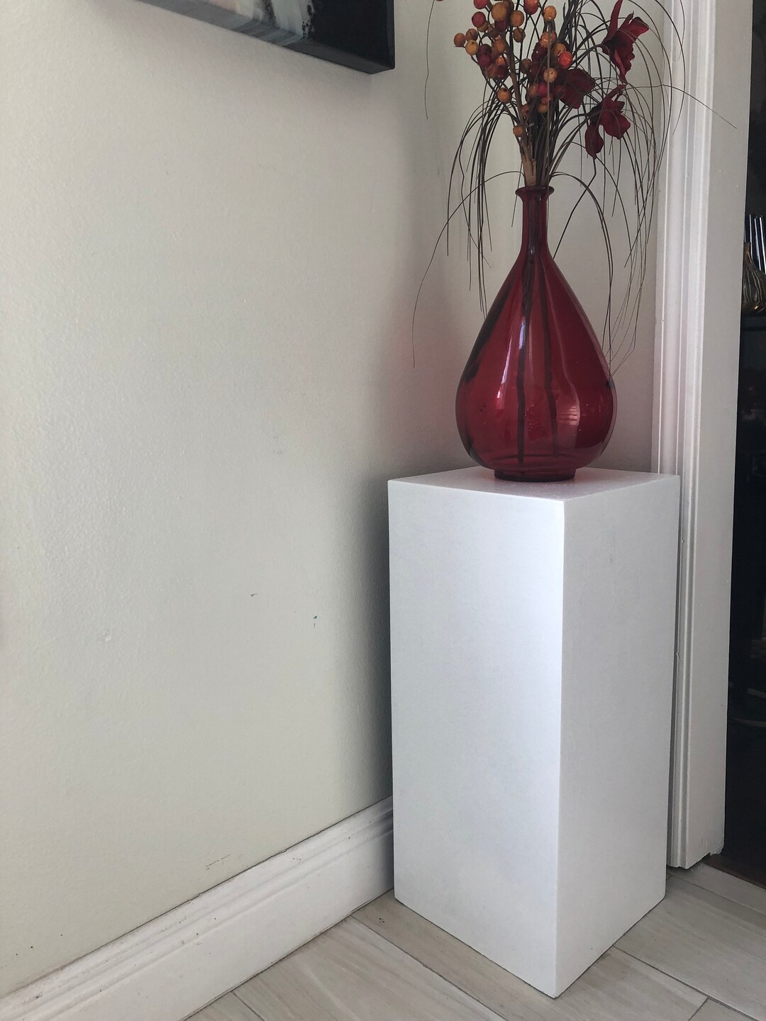 White Wood Pedestal - Flow Art Design - Decorative Distressed Vintage ...