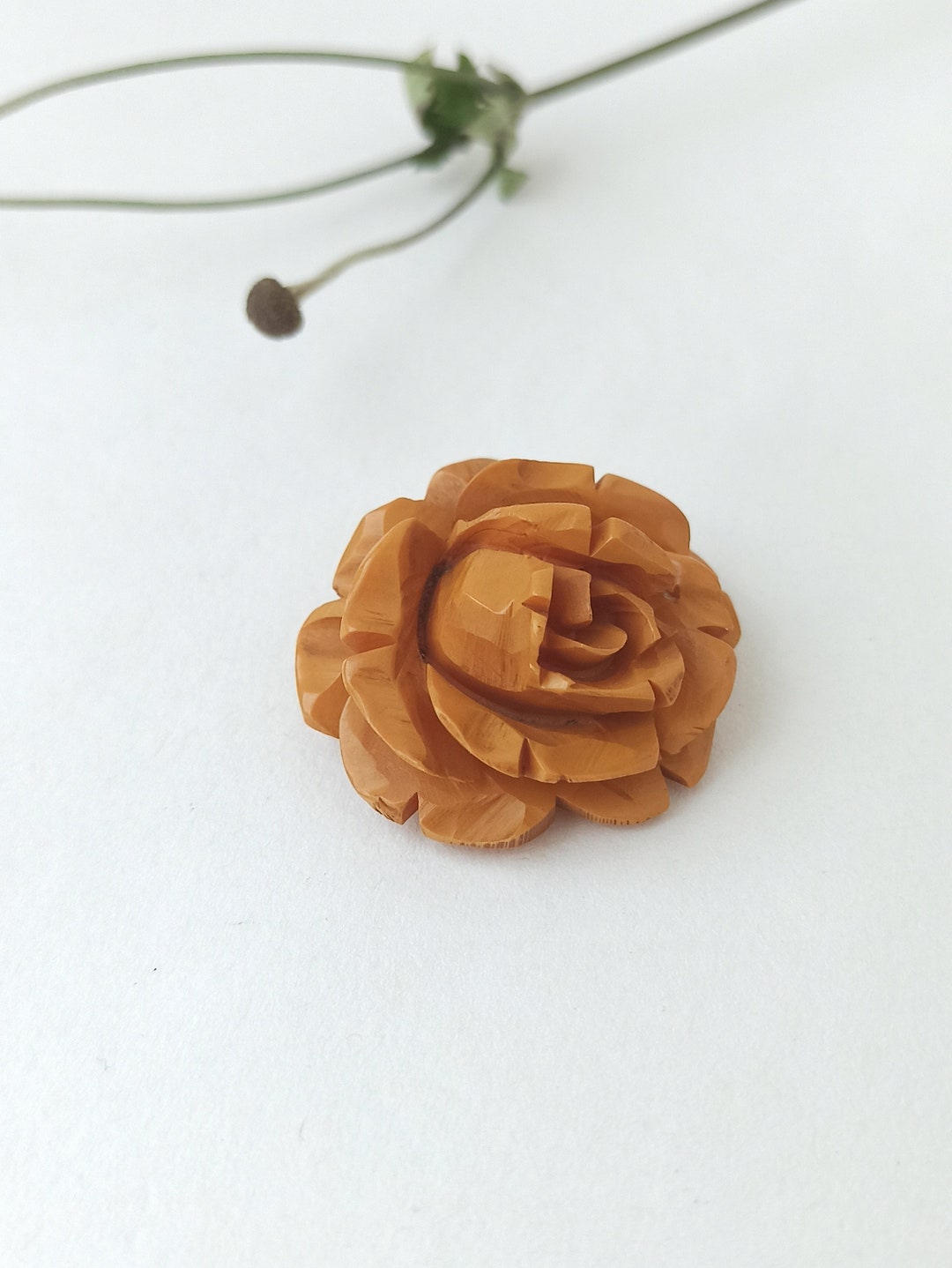 Antique Art Deco Hand Carved Bakelite Rose Brooch/bakelite Dress Clip ...