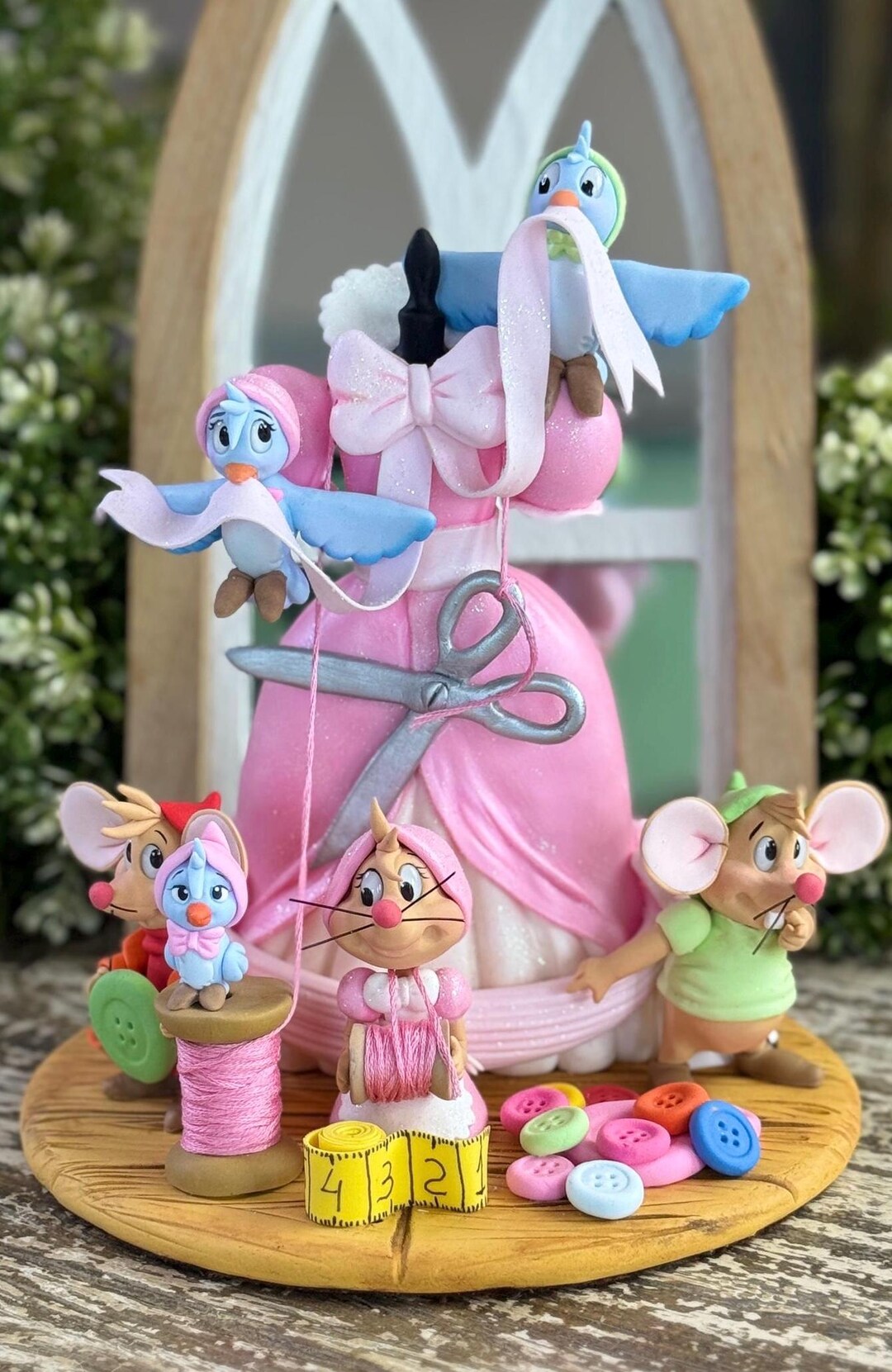 Princess Dress With Birds and Mice, Party Decorations for Any Occasion ...