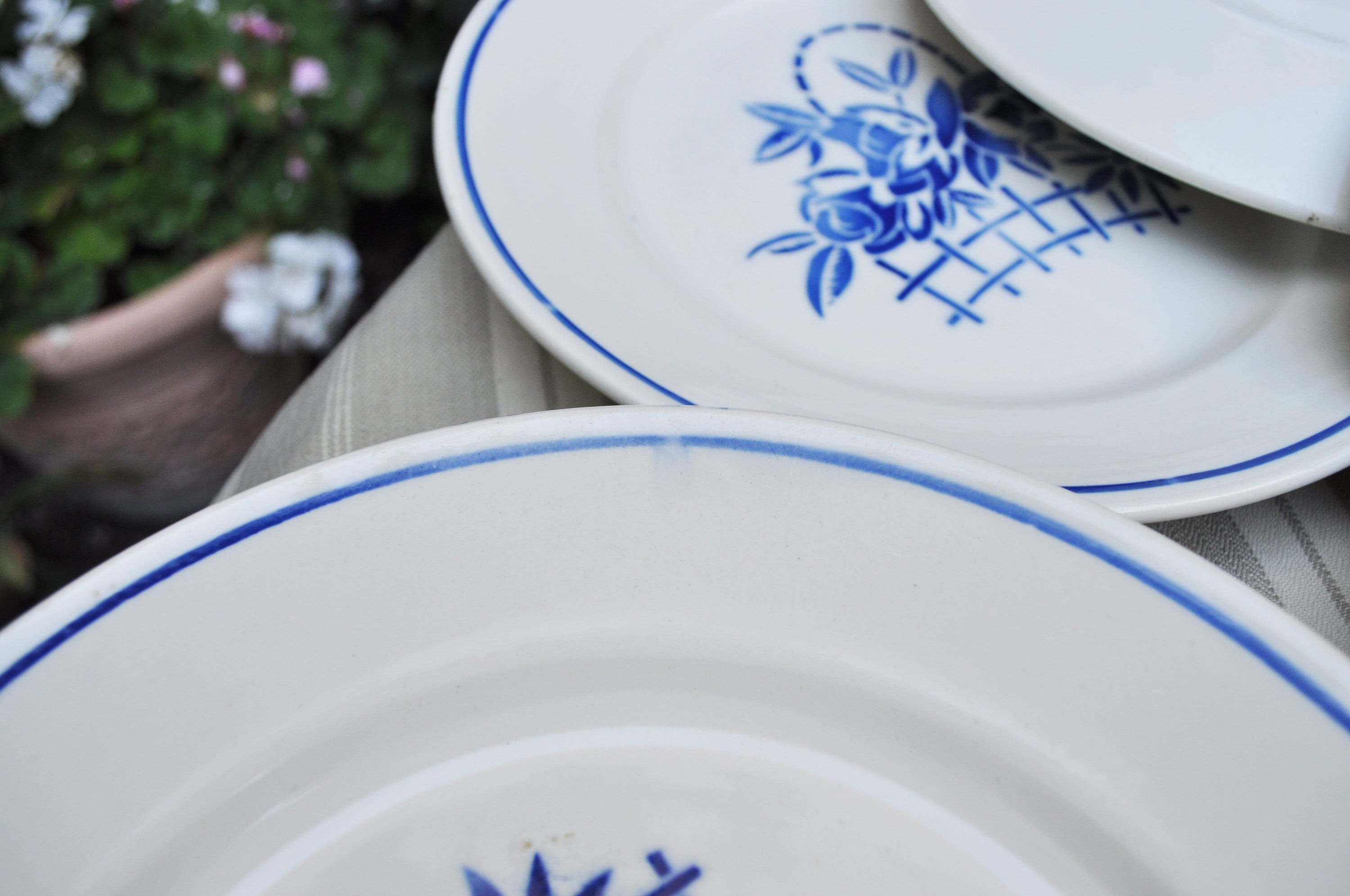 Set of 6 Vintage French Dinner Plates White and Blue Stencil - Etsy