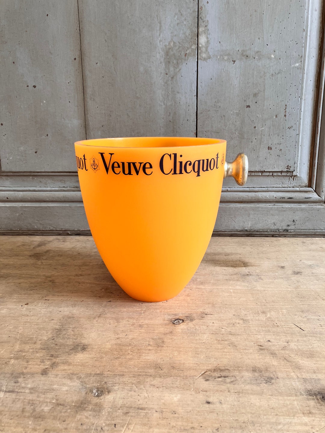 VEUVE CLICQUOT Champagne Bucket Orange and Black / Prestige Champagne ...
