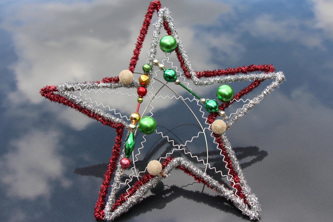 Tree Topper Star ~ Retro Look Star Tree Topper Red, Green, Silver ...