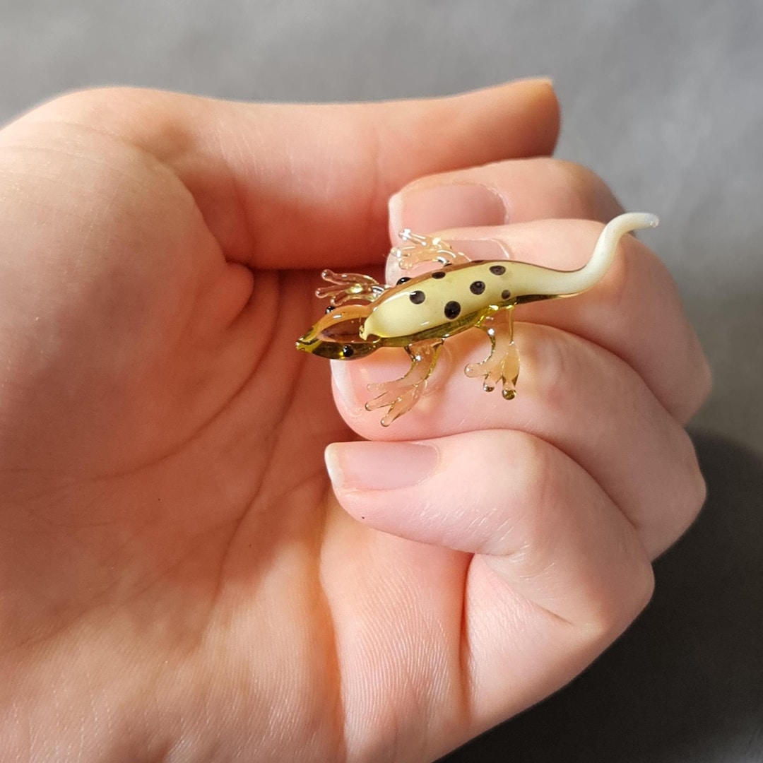 Mini One Inch Glass Gecko - Cute Little Handmade Glass Animal ...