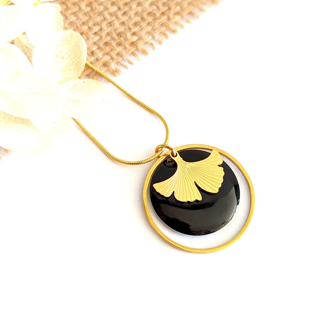 Ginkgo Leaf Gold Necklace, Minimalist, Black and Gold Jewelry for Women ...