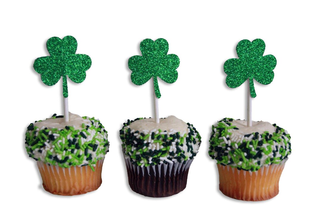 12 Shamrock Cupcake Toppers, St Patrick's Day - Etsy