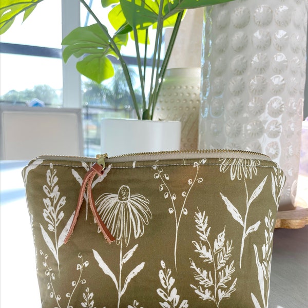 Essential Oil Case - Etsy
