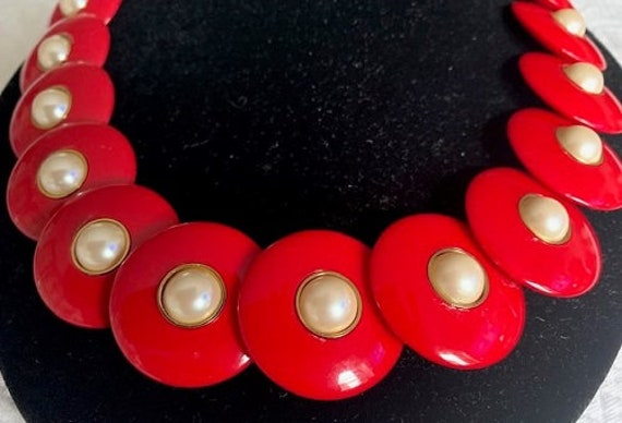 Vintage Bright Red Round Disc, Looks Like Bakelite, A… - Gem