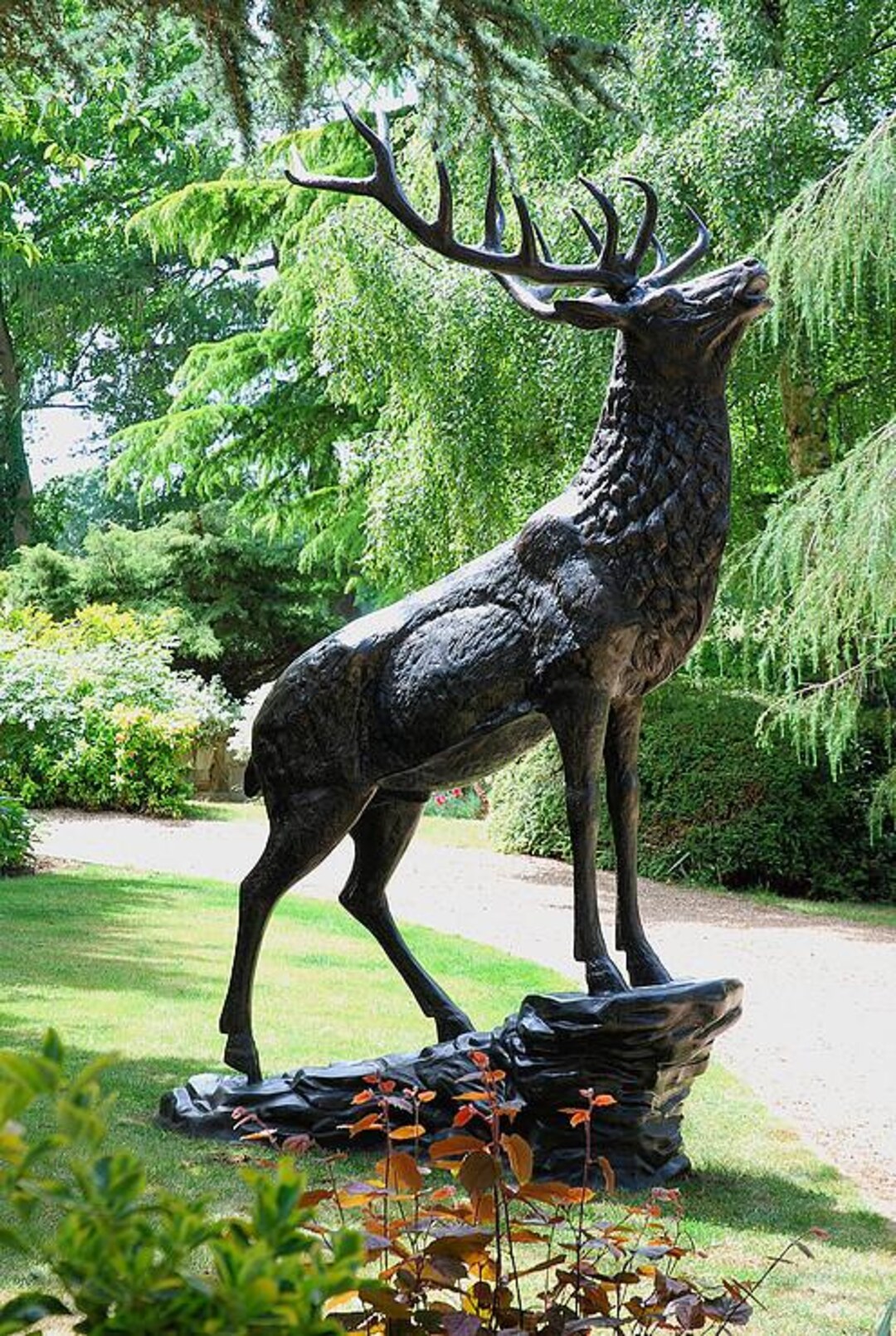 BESPOKE ORDER Hand Cast Aluminium Stag on Rock Garden Sculpture, Large ...