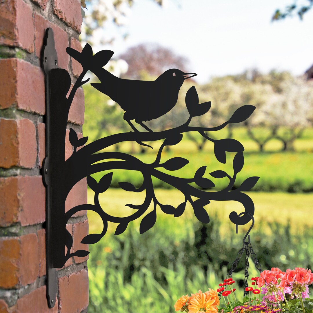 Blackbird Hanging Basket Bracket/ Bird Lovers, Sparrow Decorative ...