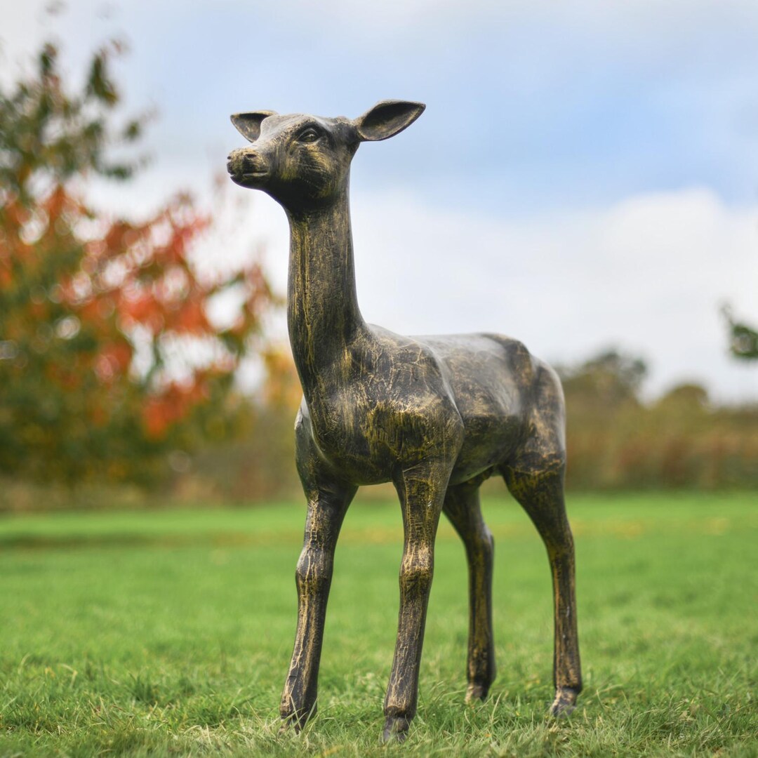 Brushed Gold Doe Garden Sculpture, Cast Aluminium Life Like Deer Statue ...