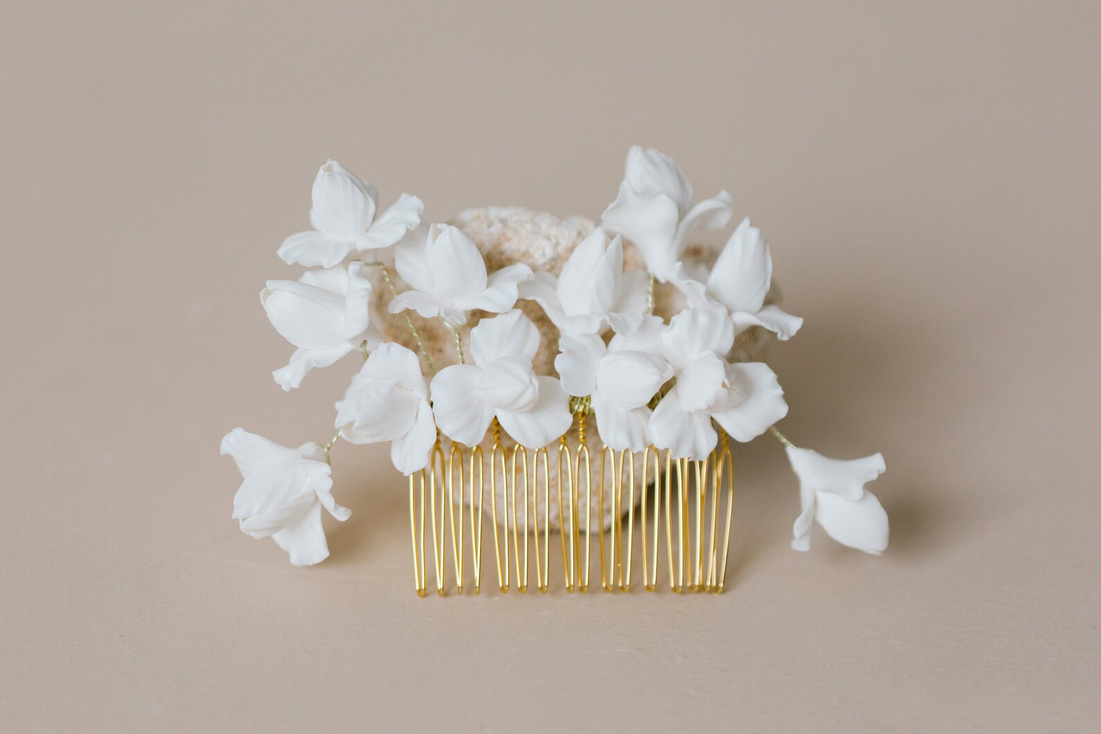 Bridal Comb With Pretty Iris Flowers in Porcelain - Etsy