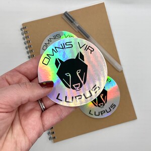 Sticker Holographic Red Rising, Omnis Vir Lupus, Howler Stickers ...