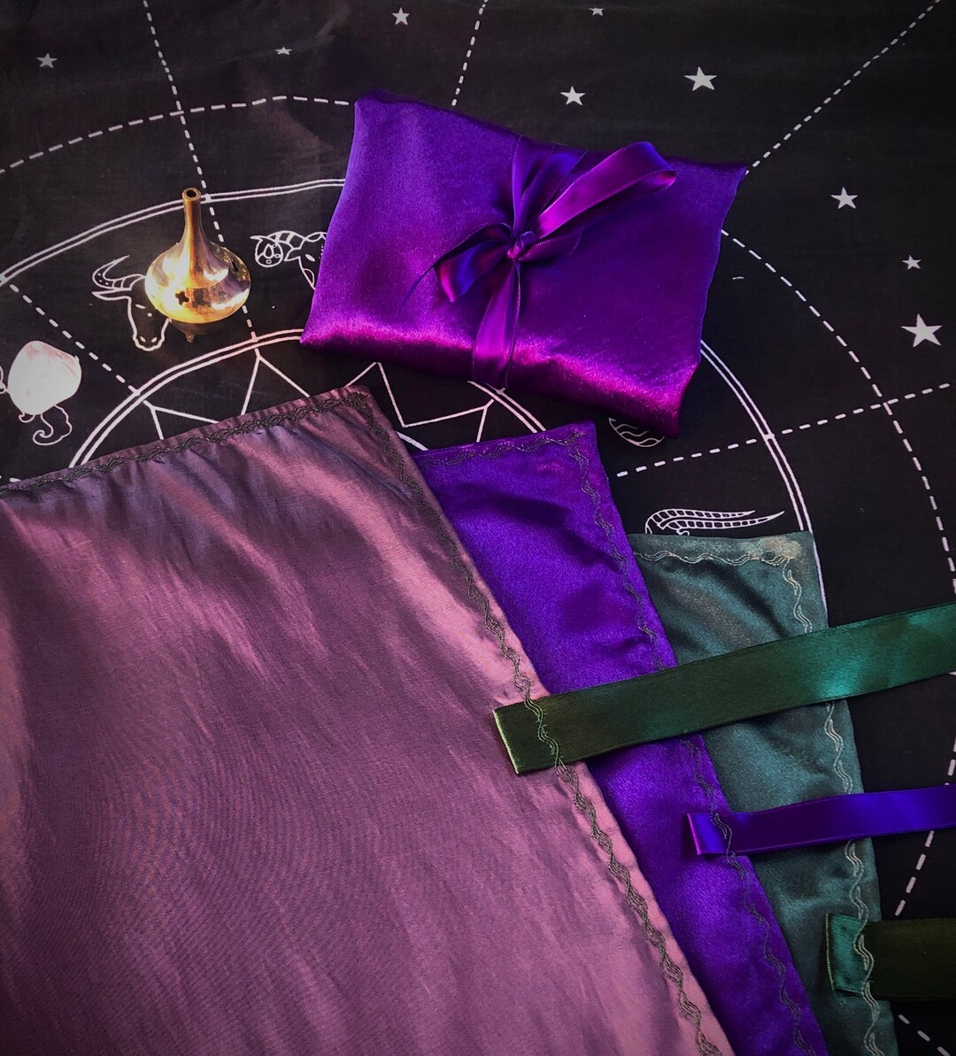 Satin Tarot Wrap and Reading Cloth Oracle Cards Purple Green - Etsy UK