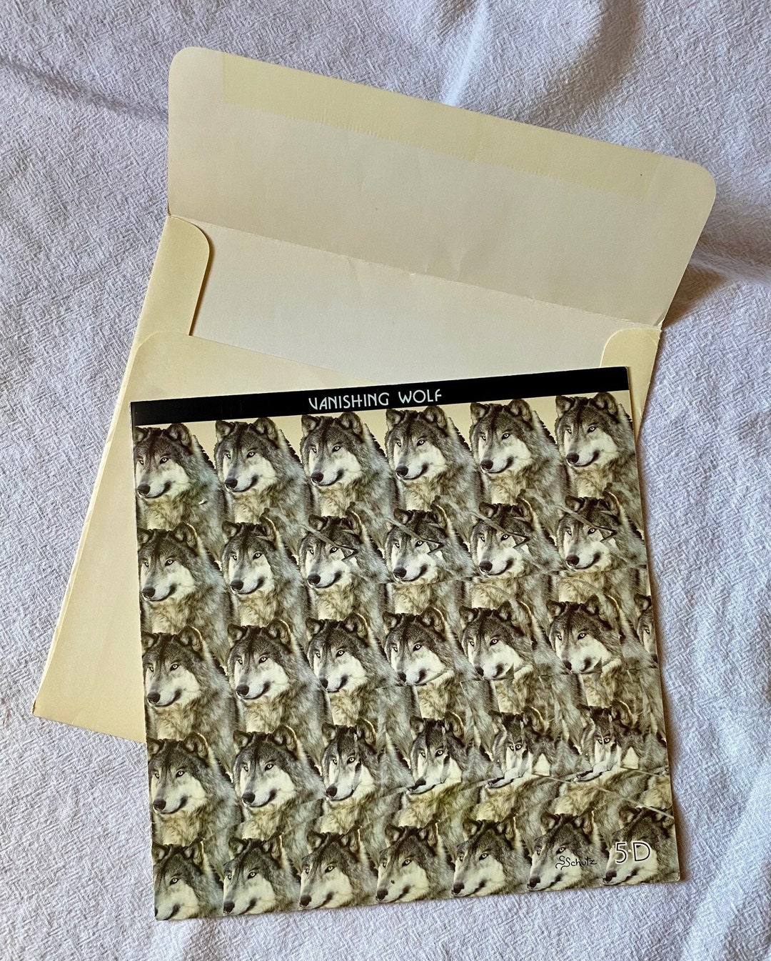 Vanishing Wolf by Blue Mountain Arts 5-D Stereogram Greeting Card 1994 ...