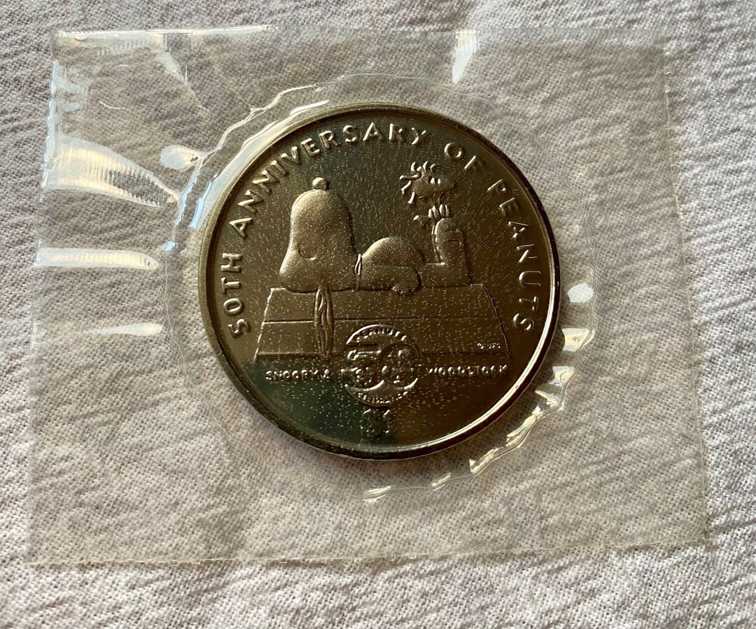 Peanuts Year 2000 Uncirculated 1 Dollar Snoopy Commemorative Coin by ...