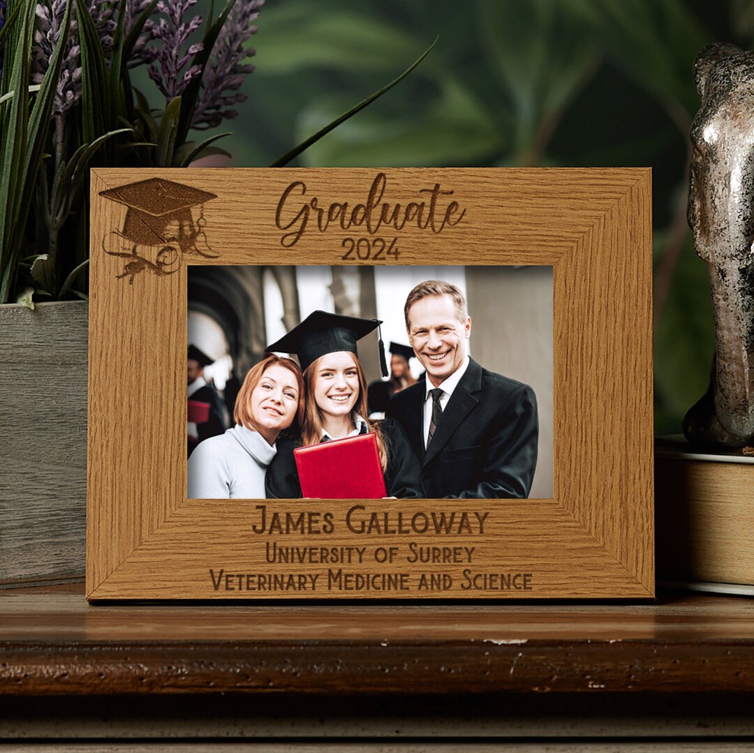 Personalised Graduation Landscape Photo Frame Gift With Hat and Scroll ...