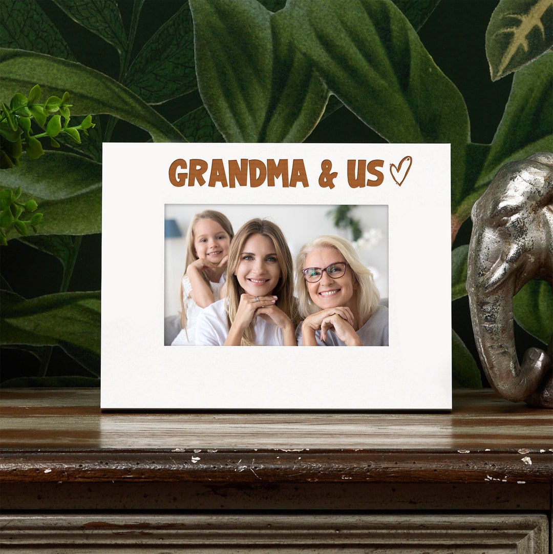 White Engraved Grandma & Us Heart Photo Frame Gift Landscape - Etsy