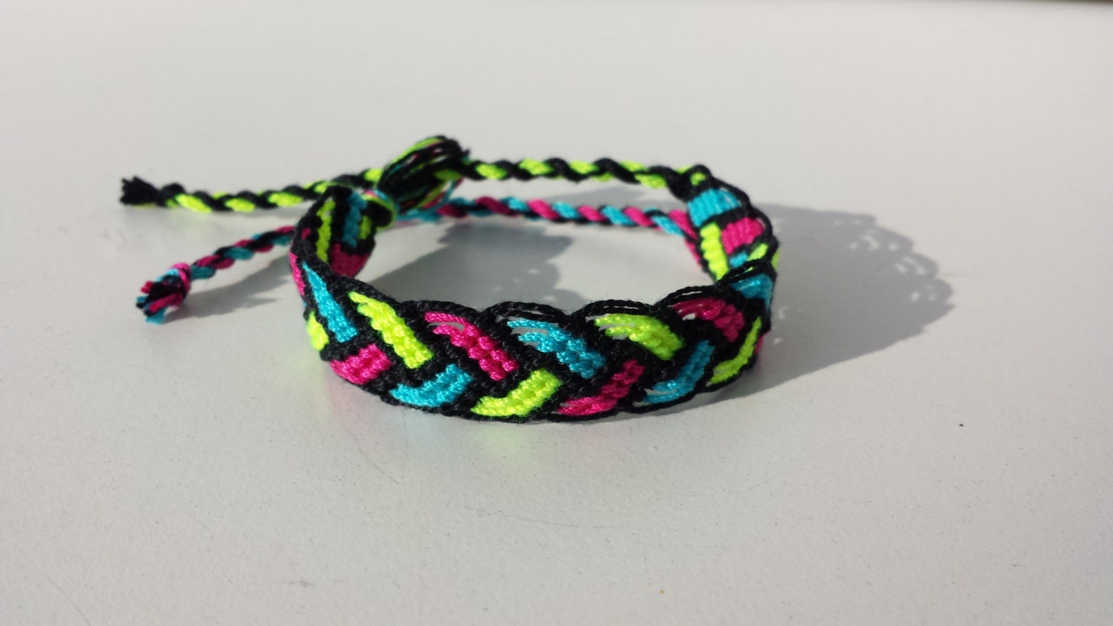 Knotted Friendship Bracelet, Braid Pattern - Etsy