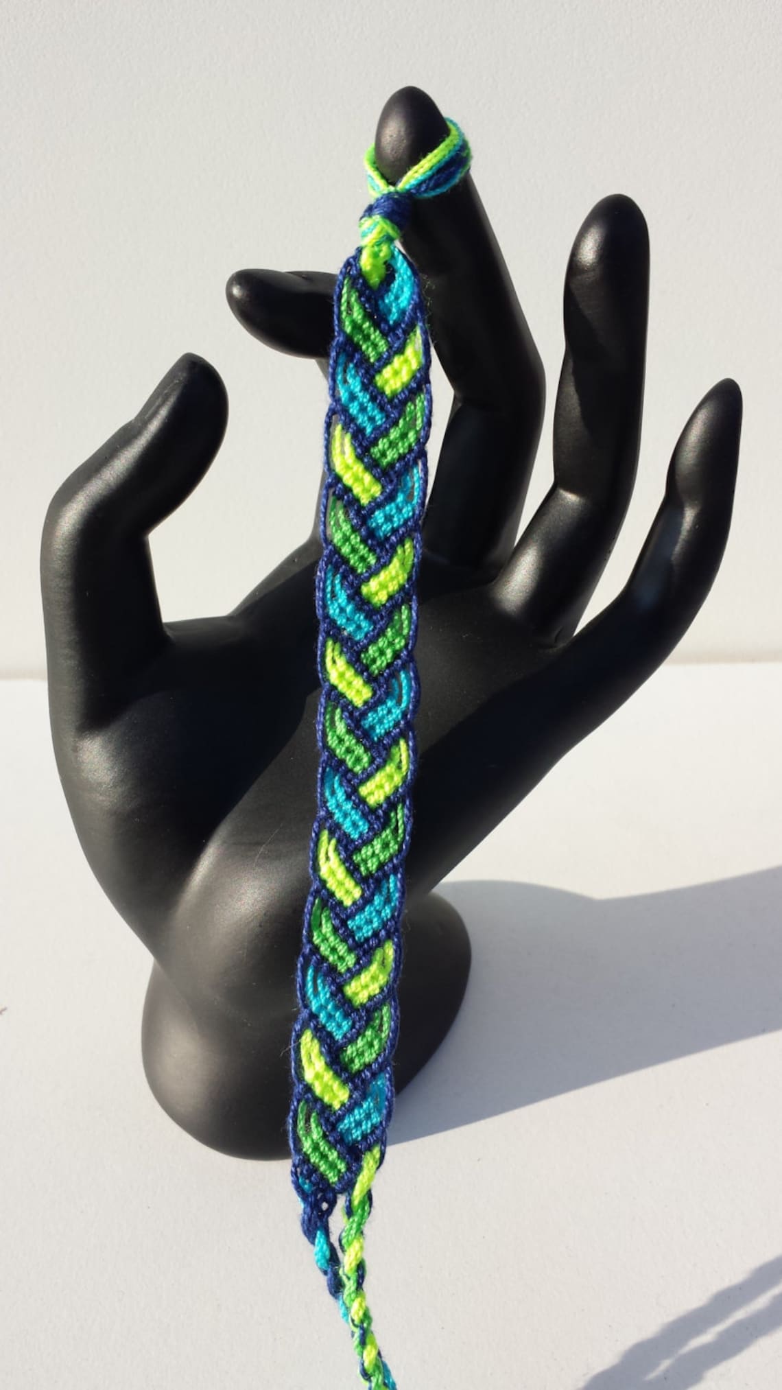 Knotted Friendship Bracelet, Braid Pattern - Etsy