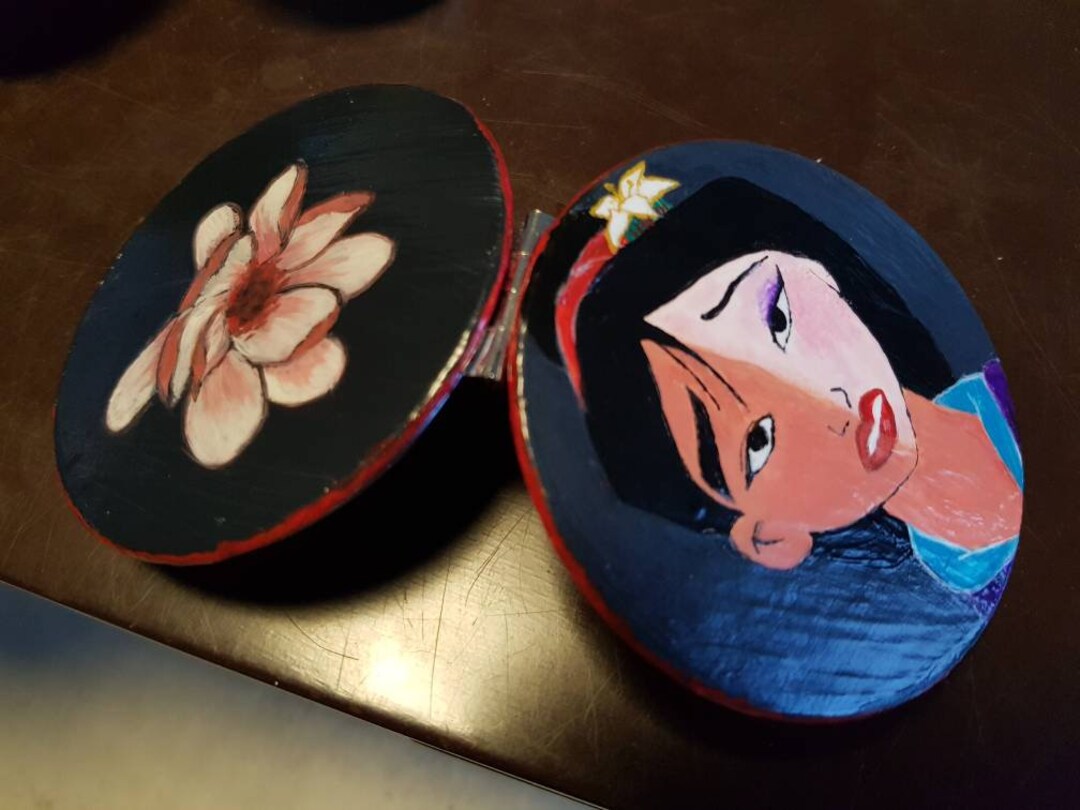 Chinese Princess Reflection Compact Mirror - Hand Painted - Etsy