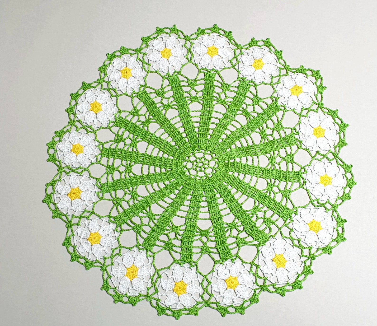 Daisy Crochet Doily. Summer Crochet Doily. Daisies Hand Crochet Doily ...