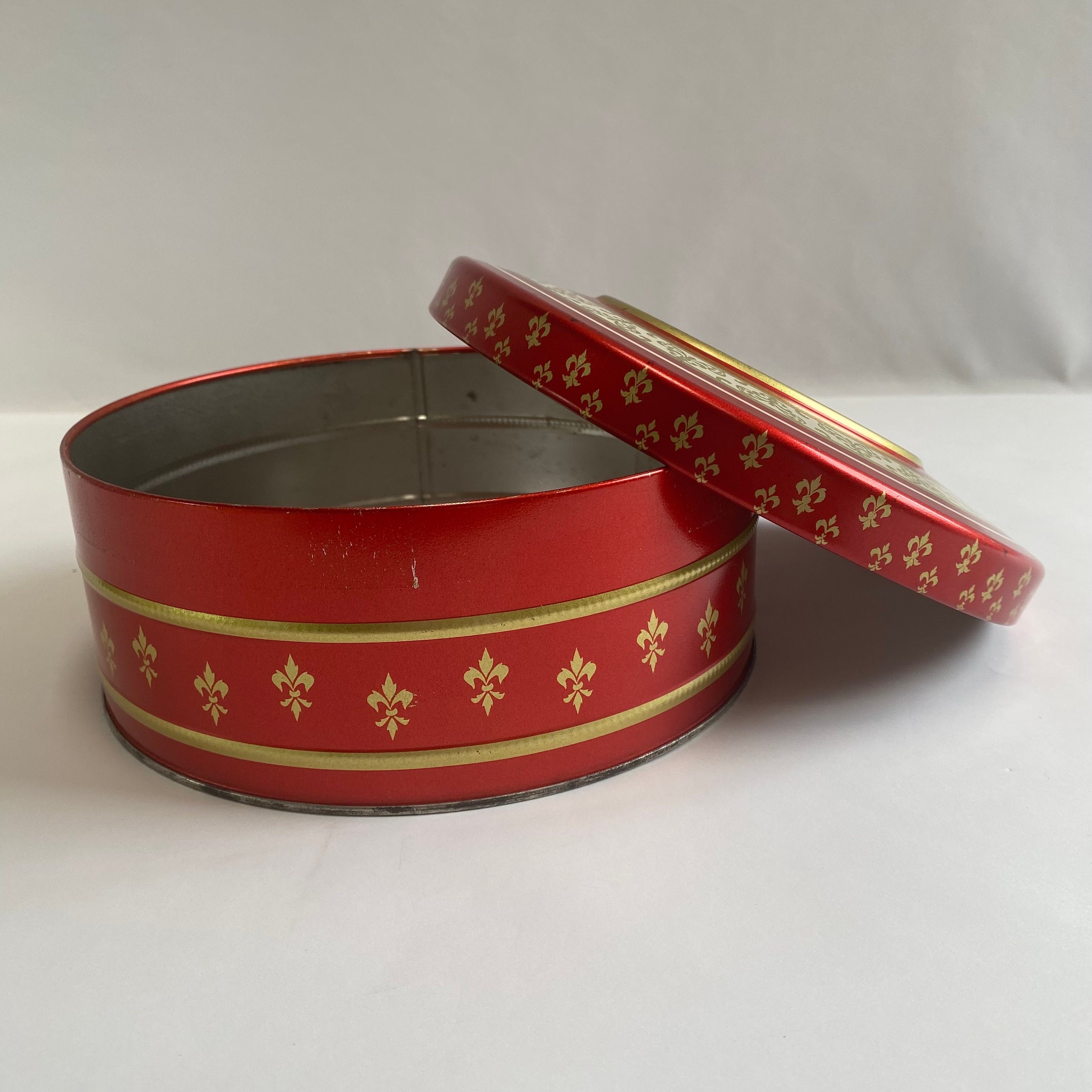 Vintage Red and Gold Christmas Tin - Etsy