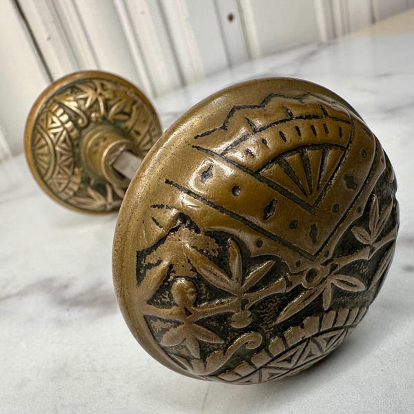 Oriental Knobs - Etsy