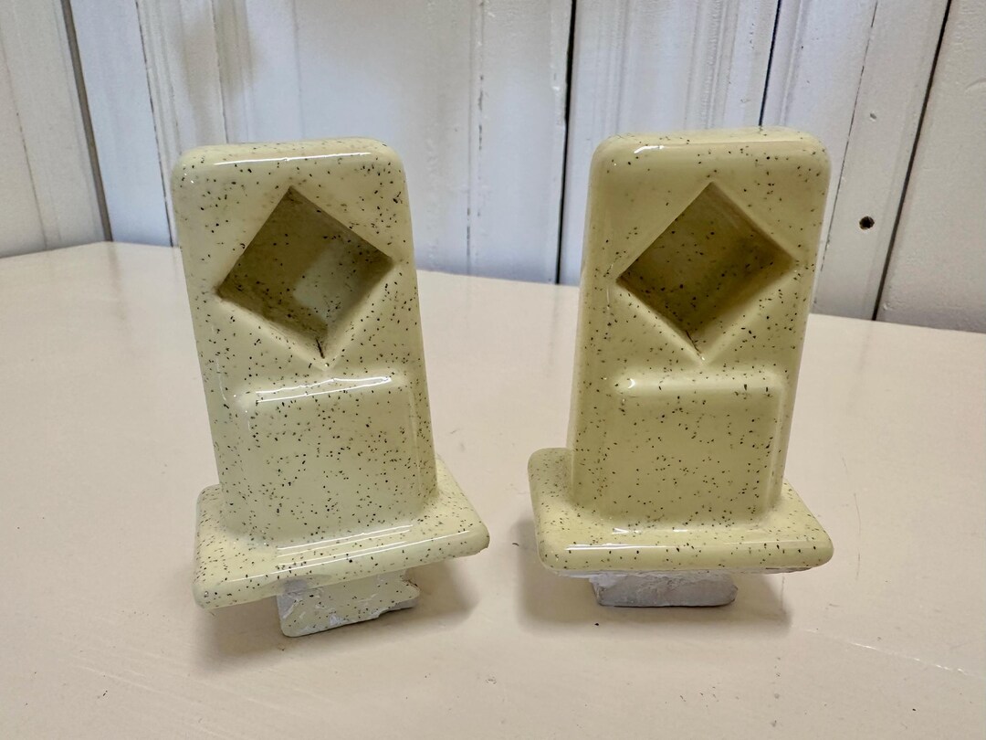 MCM Yellow Ceramic Towel Bar Assembly W/black Specks (no Bar Included ...