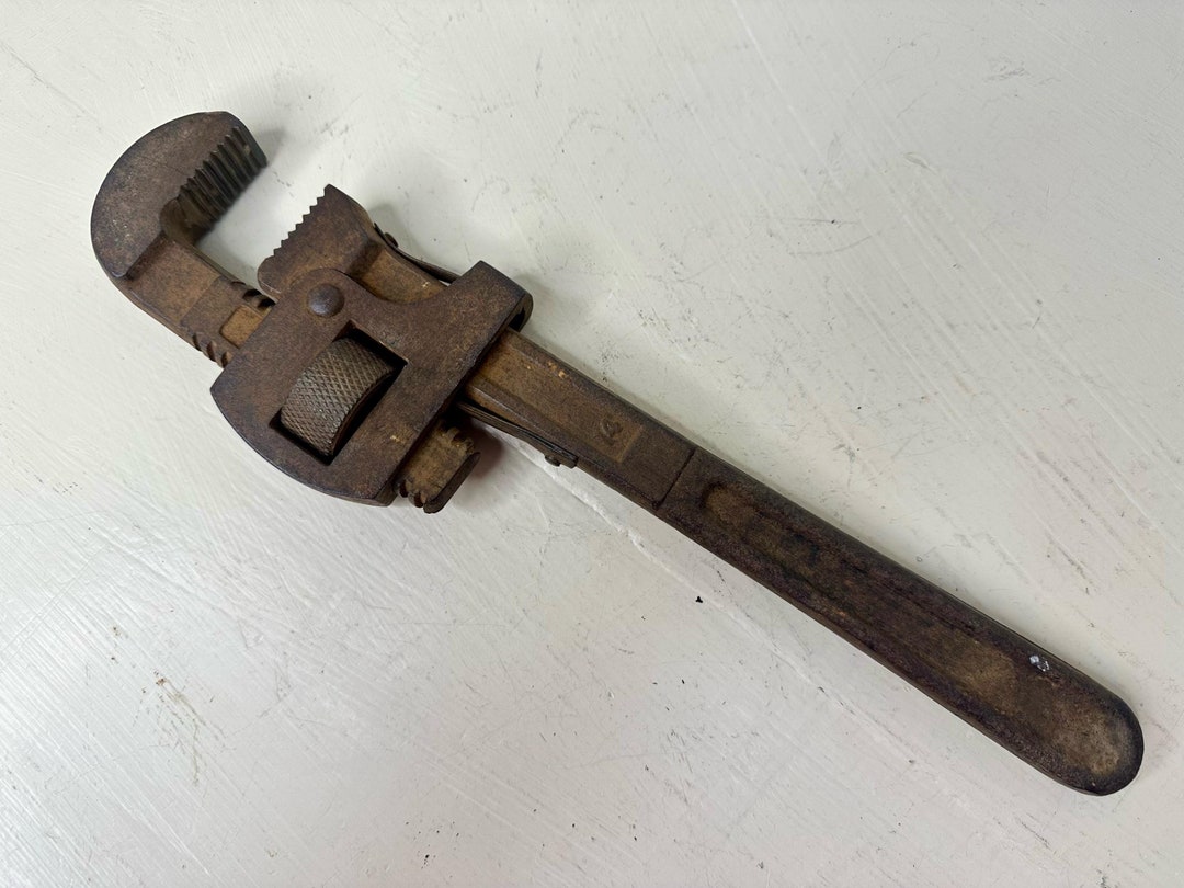 Dunlap 14" Vintage Pipe Wrench (made in Germany) - Etsy