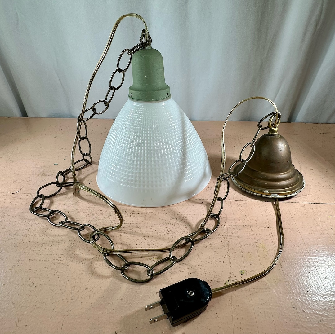 Vintage Swag Light W/glass Shade - Etsy