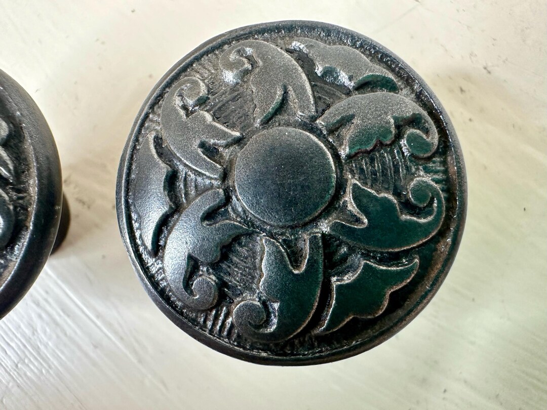 Antique Cast Iron Victorian Small Door Knob Set - Etsy