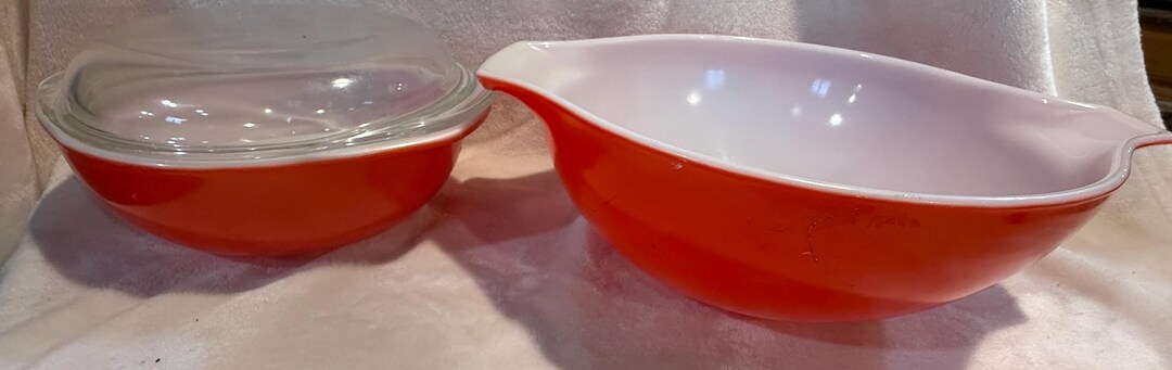 Vintage Red Pyrex Mixing Bowls - Etsy