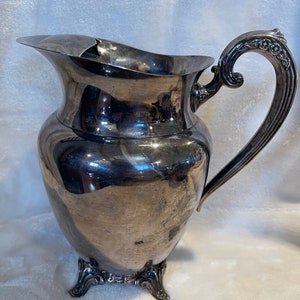 Vintage Oneida Water Pitcher - Etsy