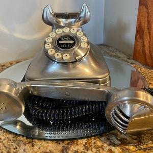 Vintage Grand Push Button Phone - Etsy