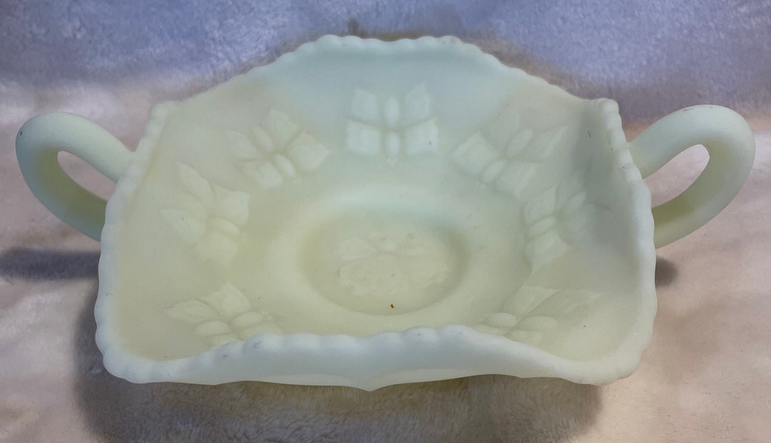 Vintage Fenton Lime Green Uranium Glass Candy Dish - Etsy