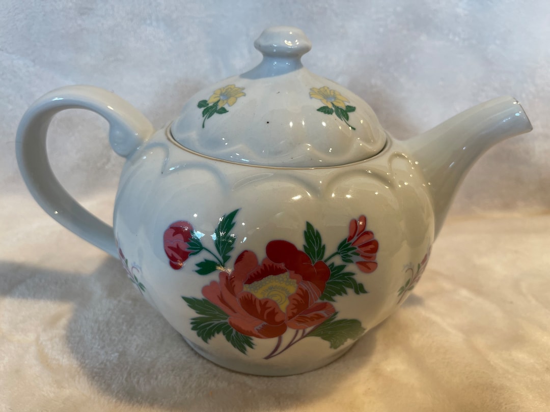 Vintage Laura Ashley Teapot - Etsy