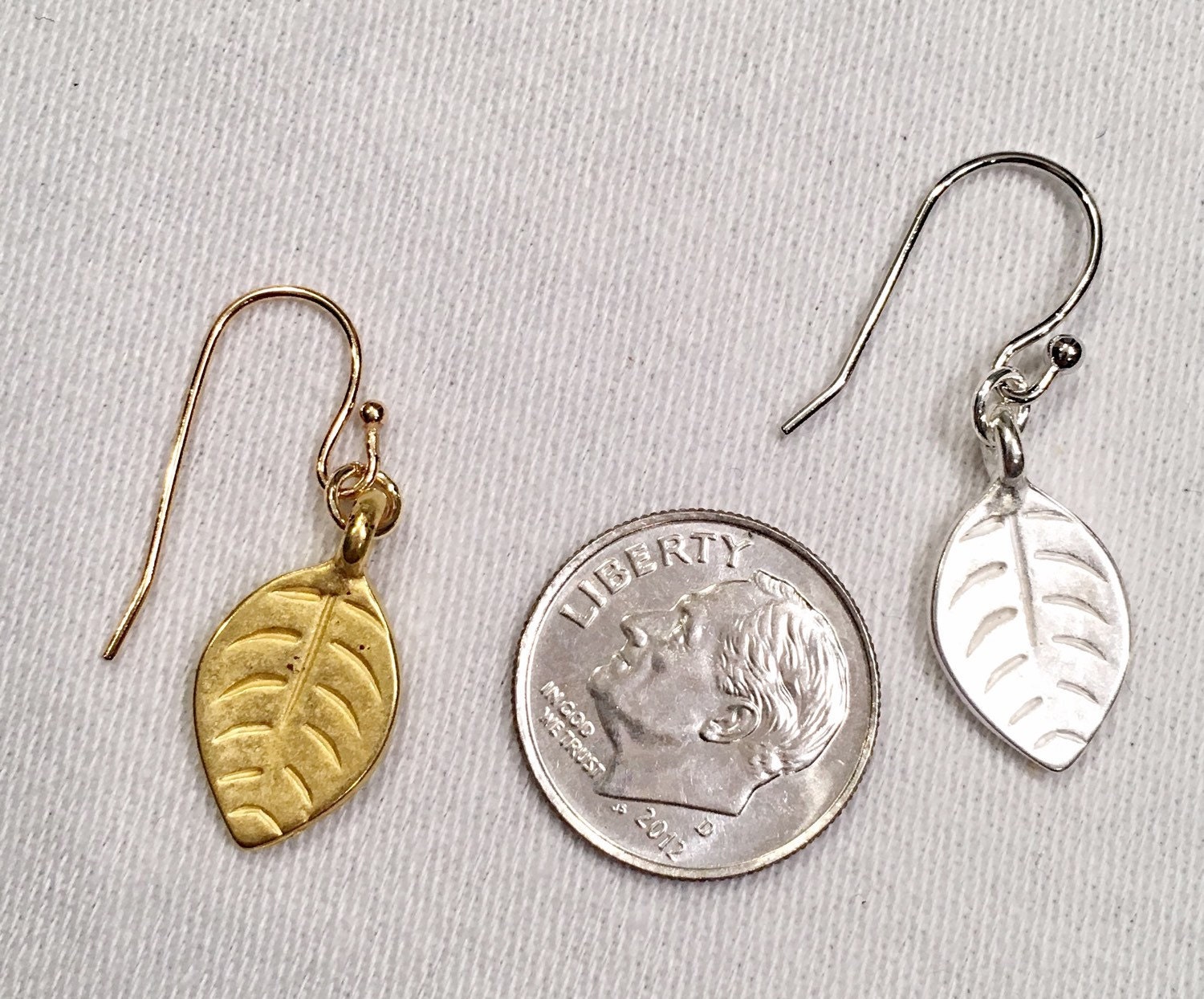 Kate Middleton Inspired Leaf Dangle Earring in Silver or Gold, Princess ...