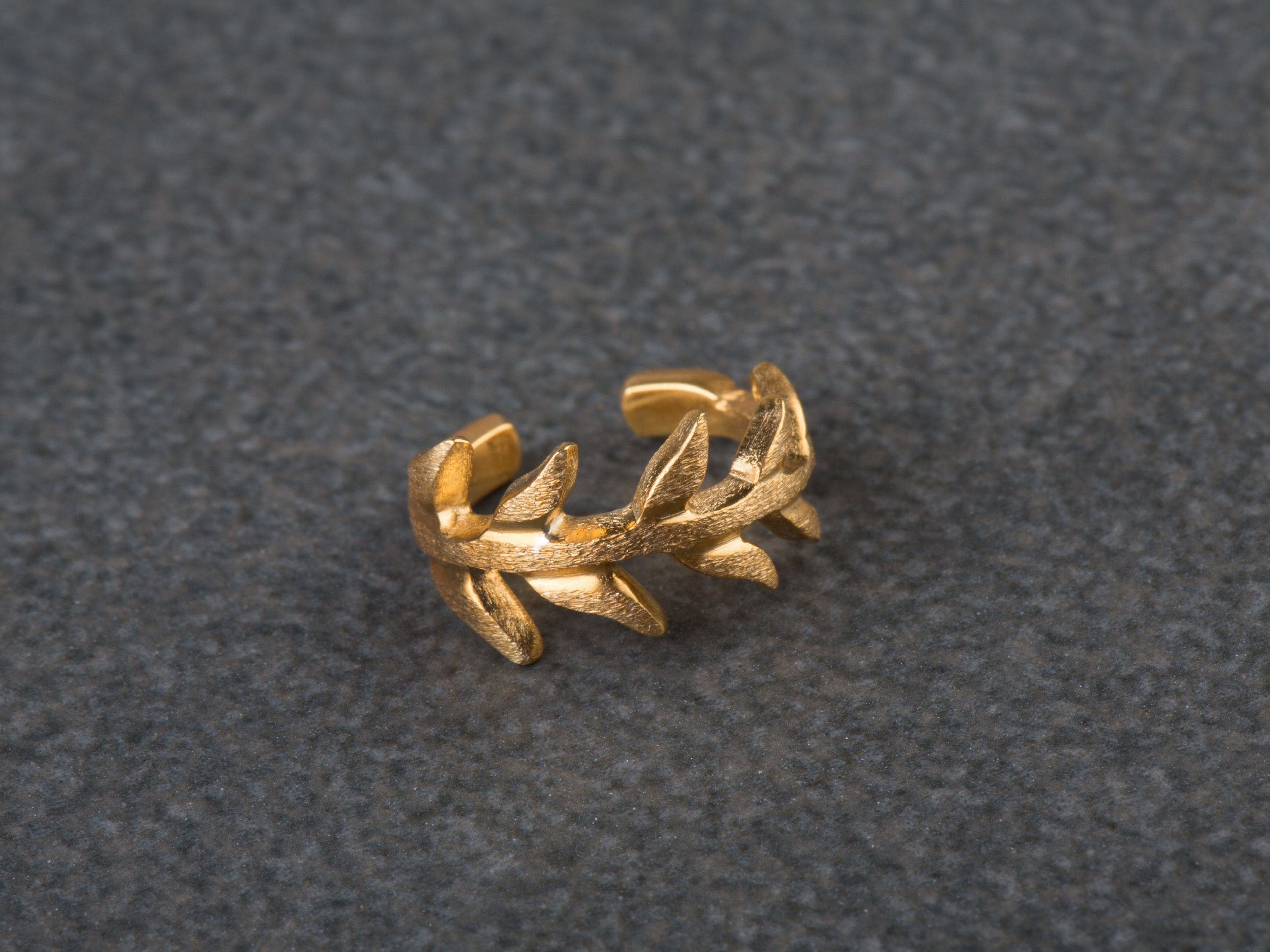 Solid Gold Ear Cuffleaves Ear Cuff 9k&14k Gold Ear Cuffsnon | Etsy