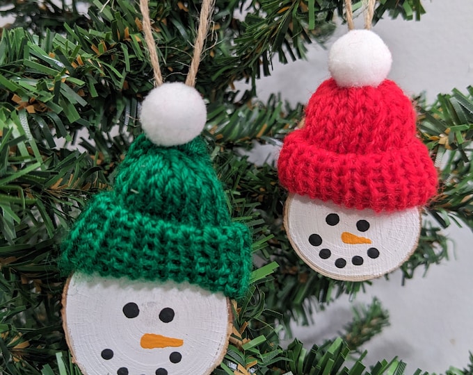 Miniature Snowman Head Ornaments With Knit Hat, Wood Slice Ornaments ...