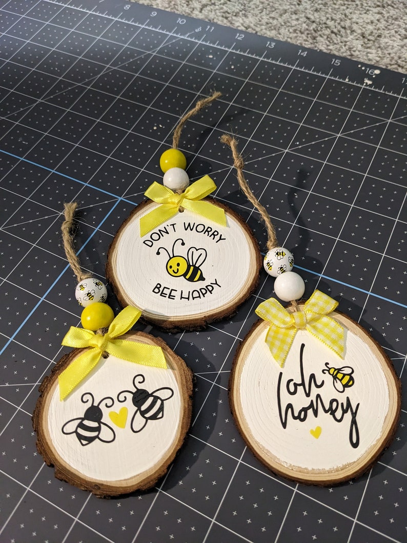 Bee Ornament Spring Bee Decor Mini Wood Slice Handmade - Etsy