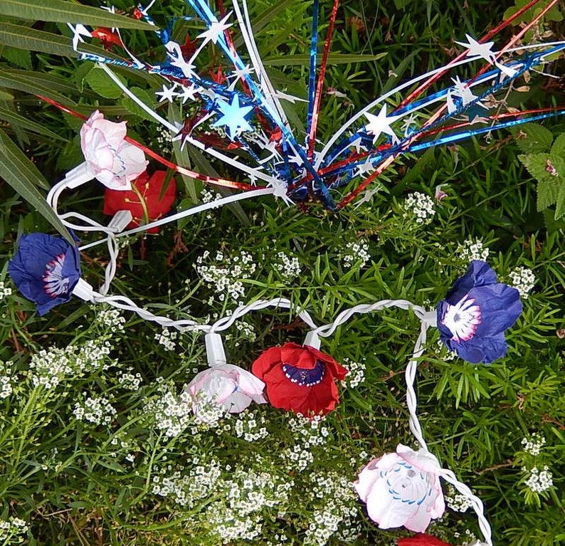 Red White and Blue Twinkle Light Flowers Paper Flower | Etsy
