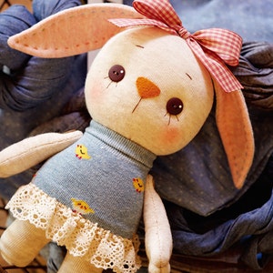 Momo Country Sock Puppet - Etsy