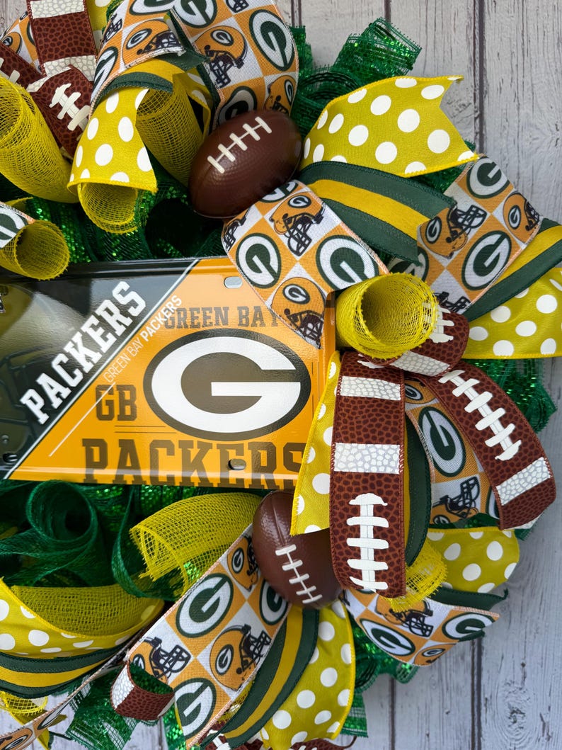 Green Bay Packers Wreath, NFL Wreath, Deco Mesh Wreath, Packers Decor ...
