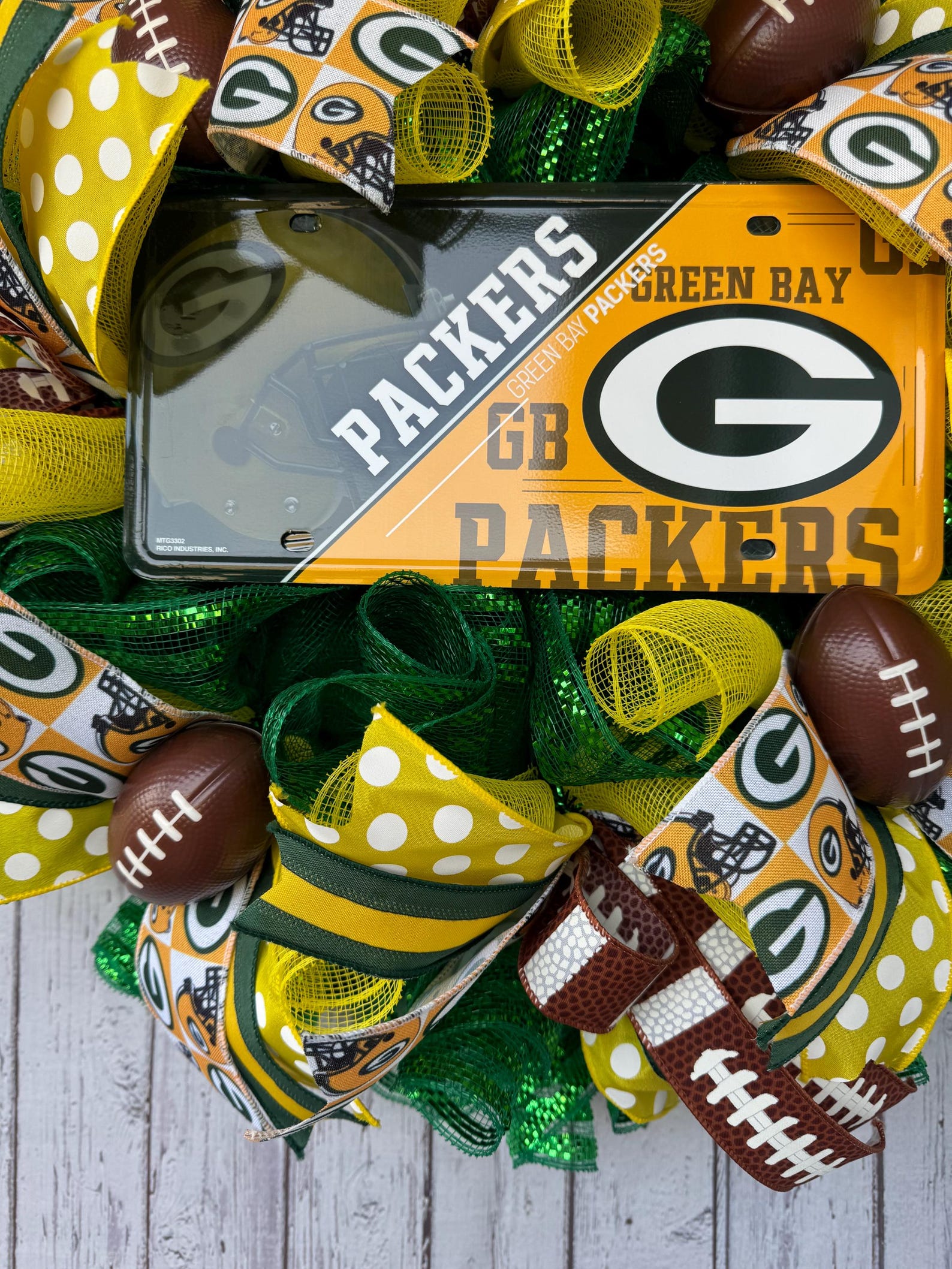 Green Bay Packers Wreath, NFL Wreath, Deco Mesh Wreath, Packers Decor ...