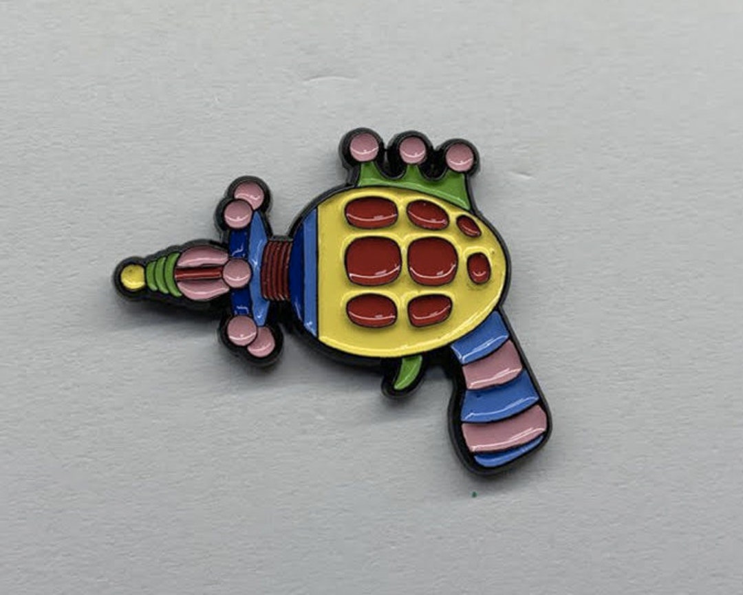 Killer Klown Gun Enamel Pin - Etsy