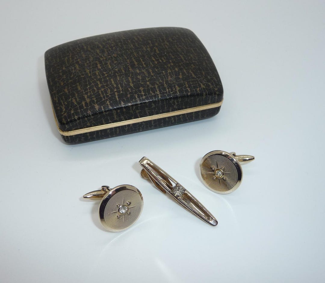 Stylish Retro Boxed Stratton Gold Plated With Rhinestone Crystal ...